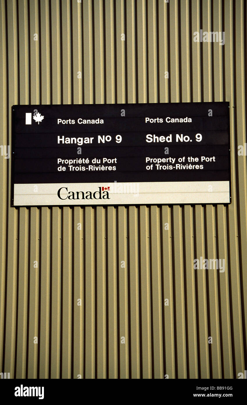 Quebec Canada Les Trois Rivieres Bilingual Port Sign French & English ...