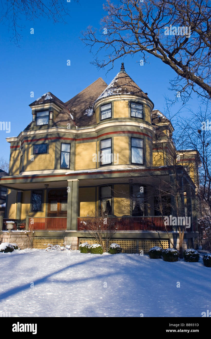 Victorian House In Chicago