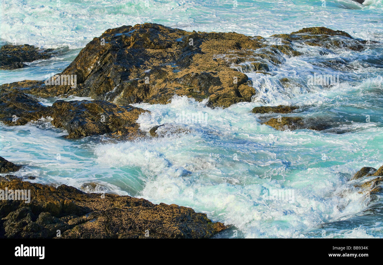 great image of strong waves splashing into the rocks Stock Photo - Alamy