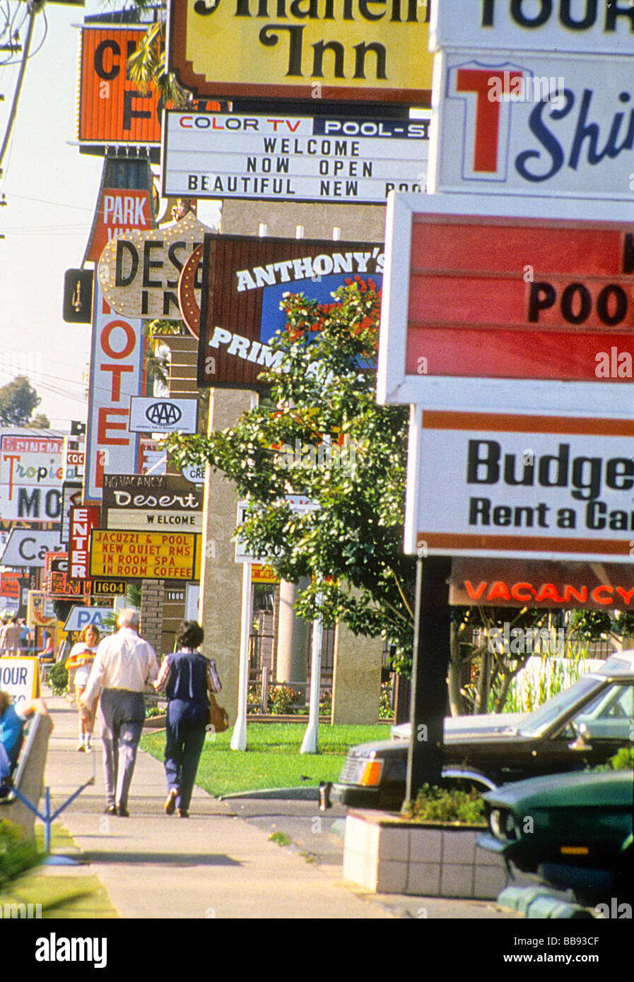 Sign clutter hi-res stock photography and images - Alamy