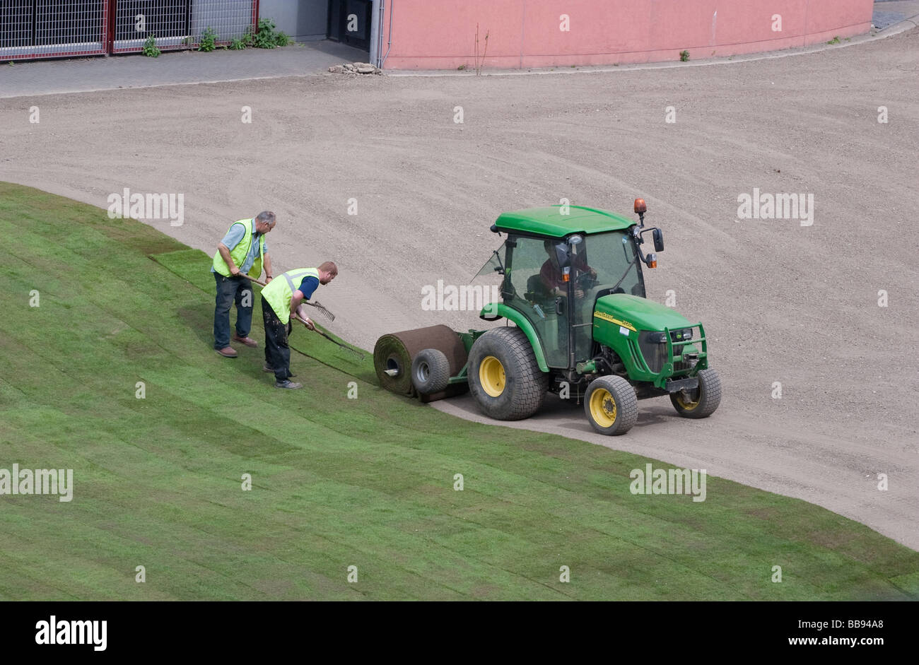 Laying garden turf hi-res stock photography and images - Alamy