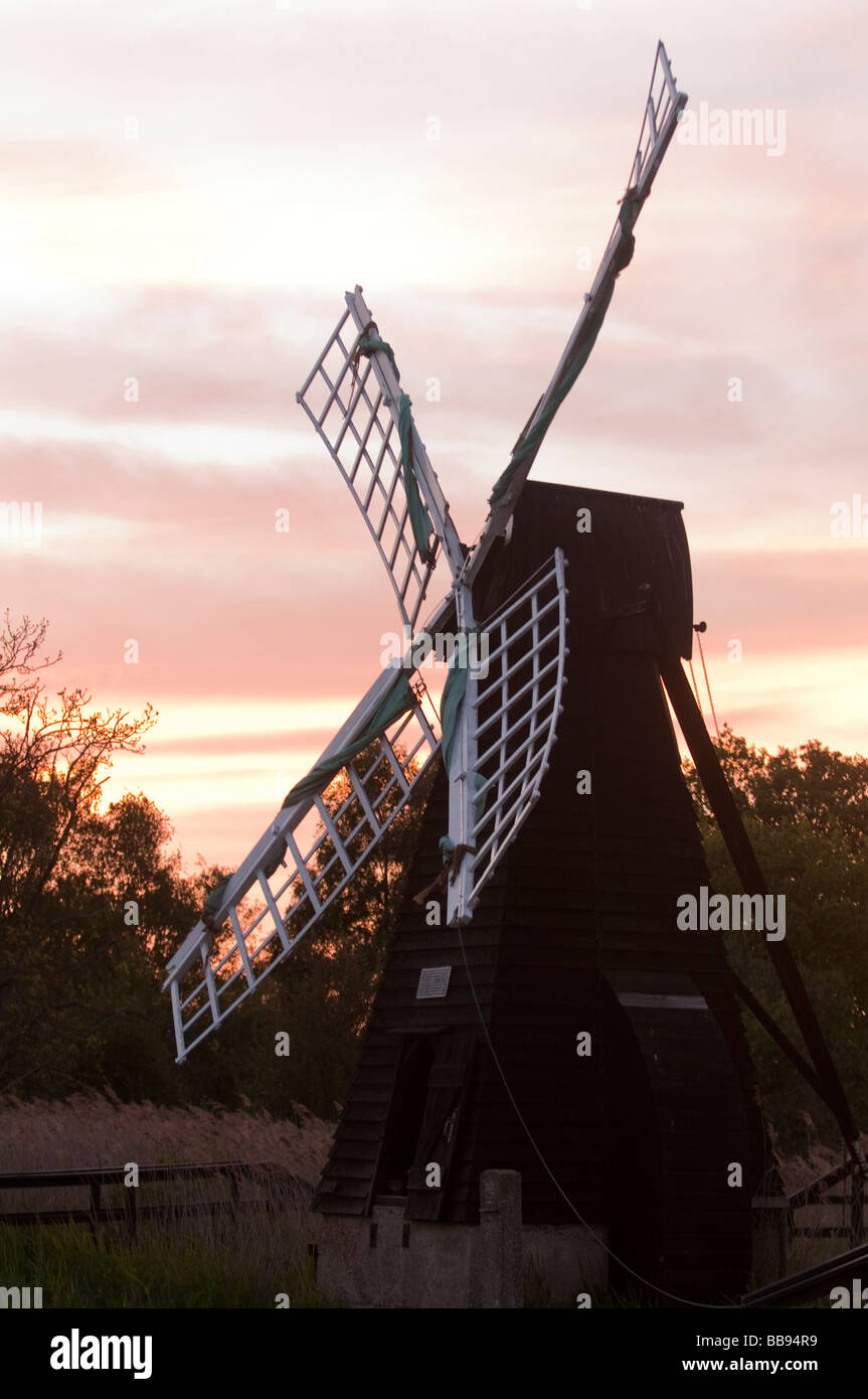Windmill machine hi-res stock photography and images - Alamy