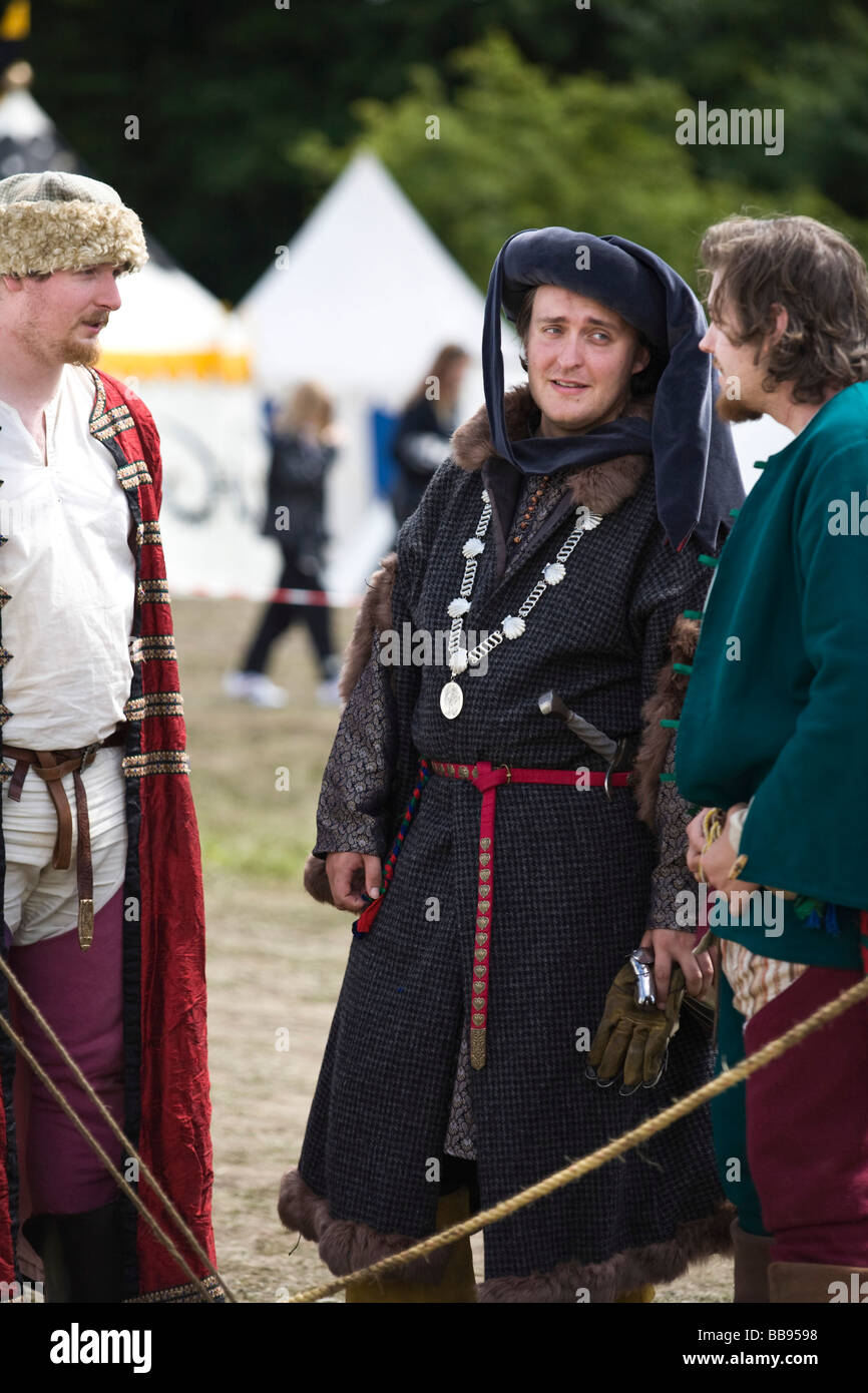 Man medieval hi-res stock photography and images - Alamy