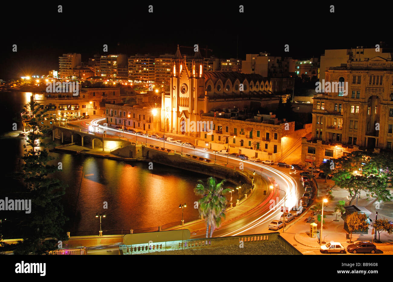 MALTA. Balluta Bay in St Julian's at night. 2009 Stock Photo - Alamy