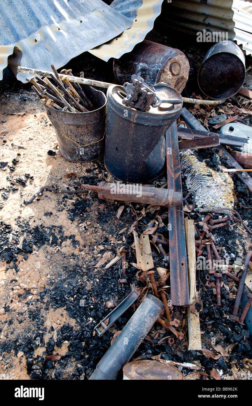 Remains of household objects after a devastating bushfire Stock Photo ...