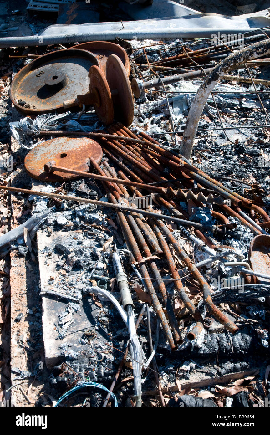 Remains of household objects after a devastating bushfire Stock Photo ...