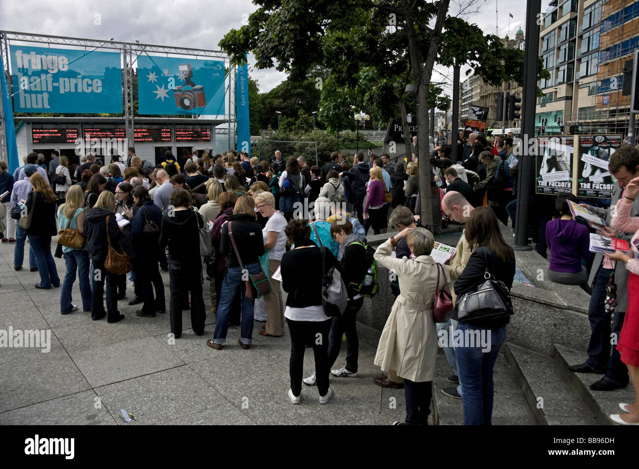 Tickets queue hi-res stock photography and images - Alamy