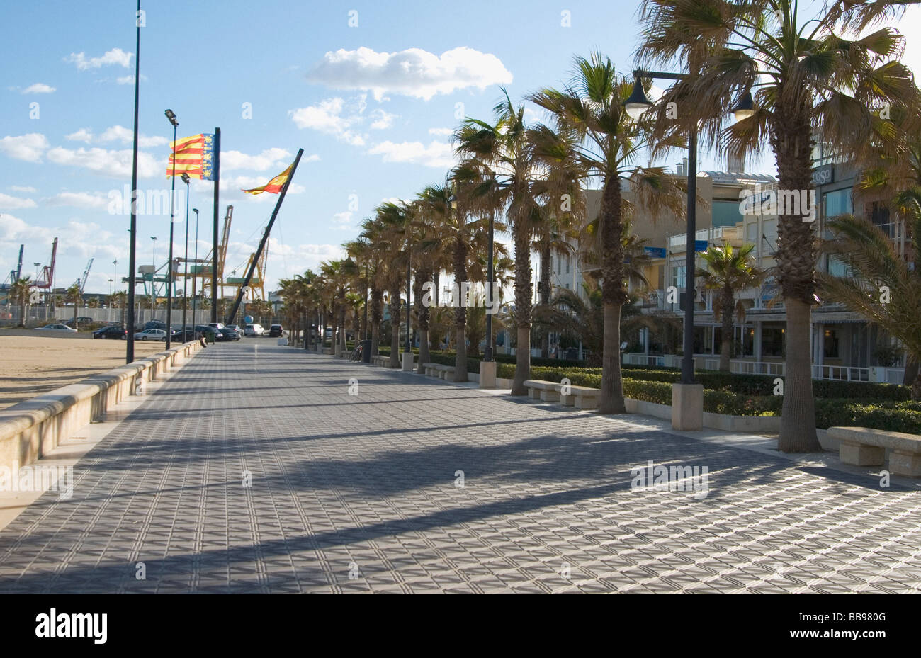 Beachside promenade, Valencia. Spain Stock Photo - Alamy
