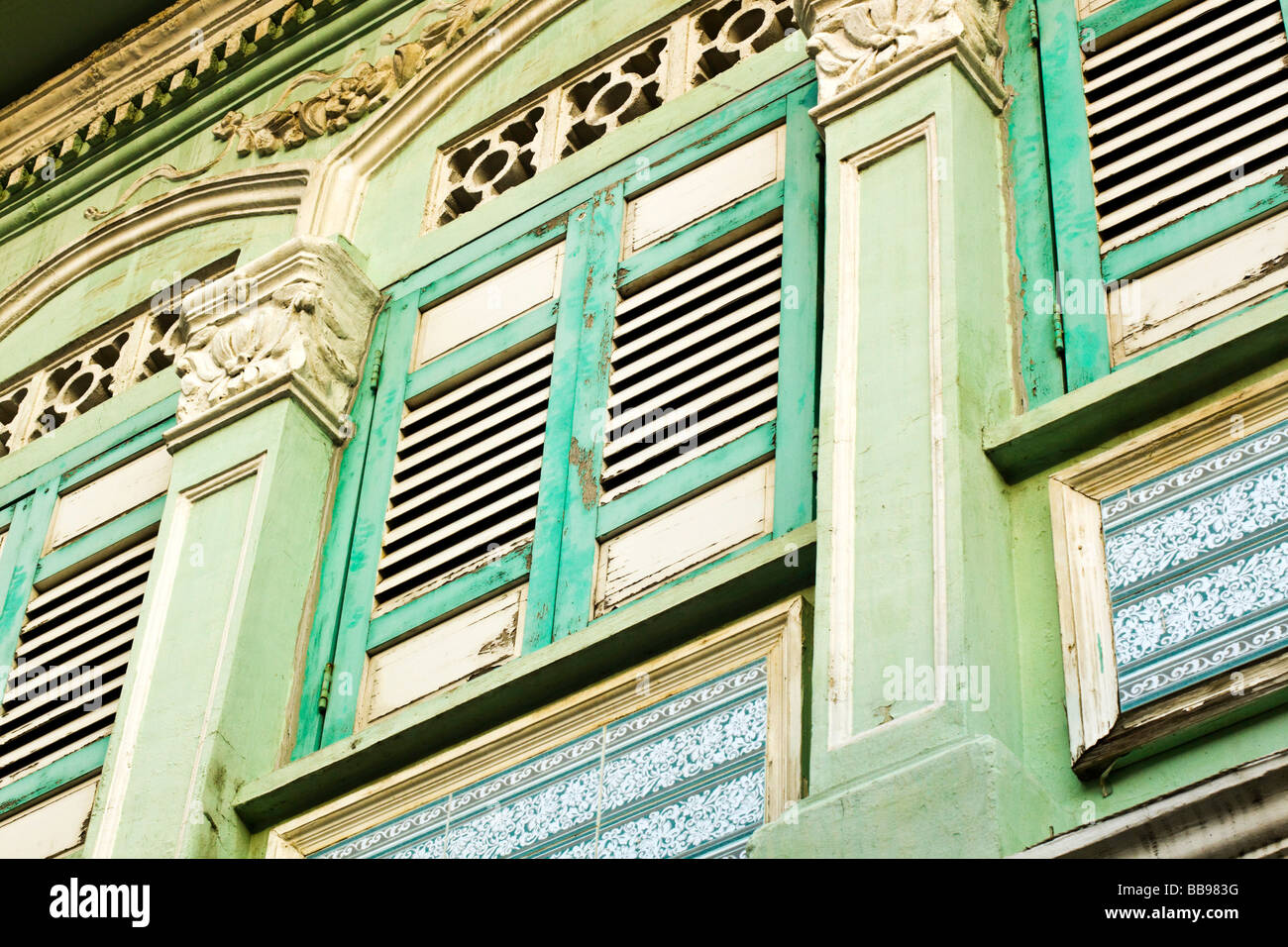 Shophouse singapore hi-res stock photography and images - Alamy