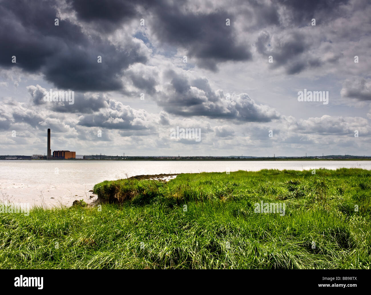 Foreshore waterway coast coastal hi-res stock photography and images ...