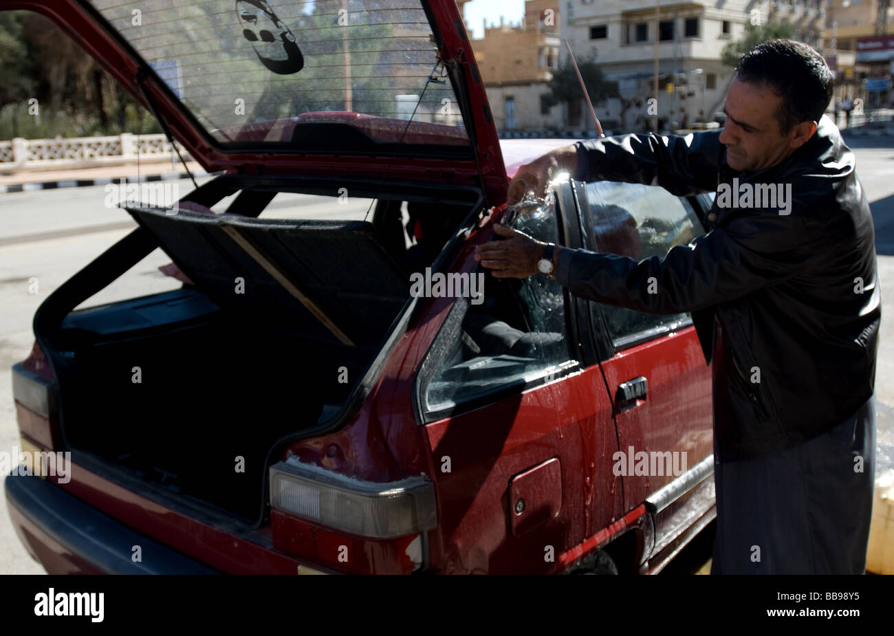 Syria taxi hi-res stock photography and images - Alamy