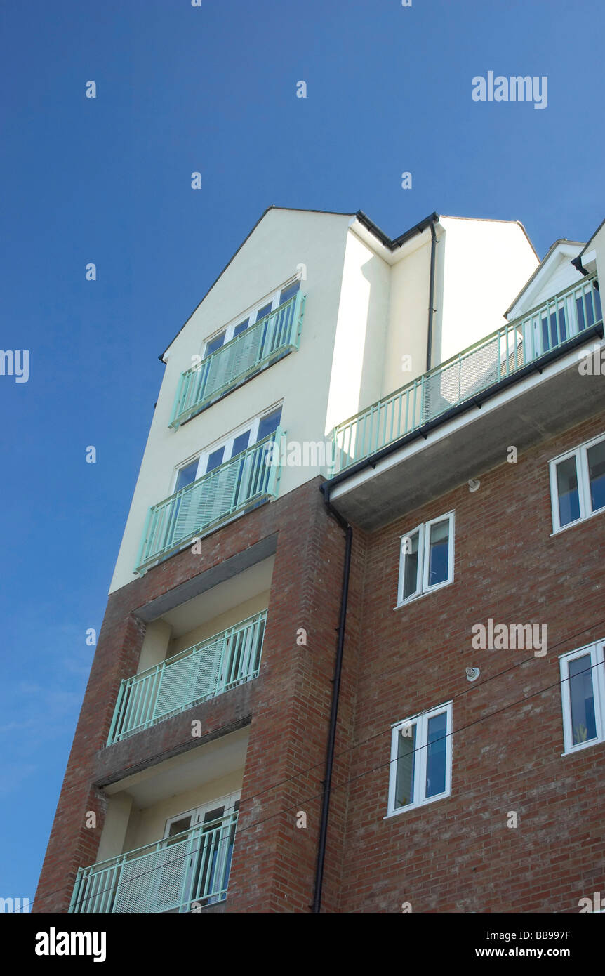 A modern apartment block in England Stock Photo - Alamy