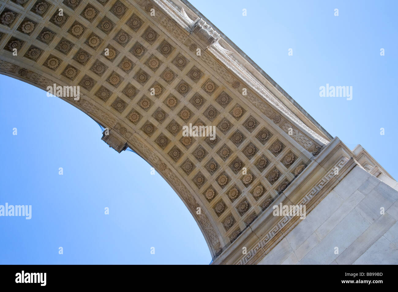 Washington square park arch inside hi-res stock photography and images ...