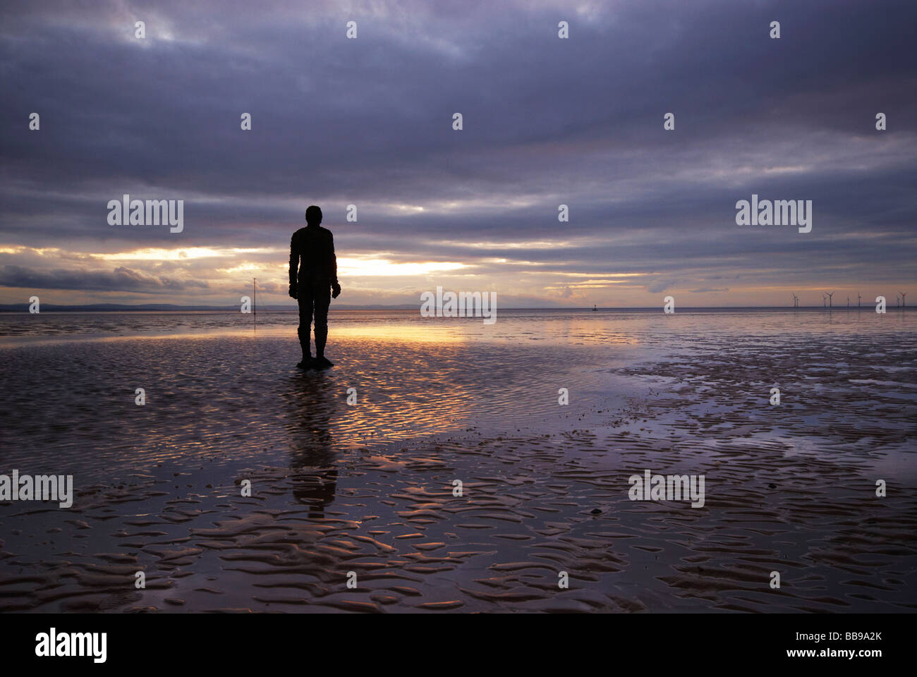 Iron Men Statues Crosby Beach Liverpool UK Stock Photo - Alamy