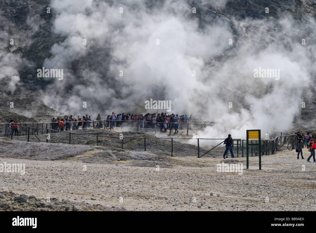 Pozzuoli Solfatara vulcano volcano cratere crater Napoli Campania Italy ...