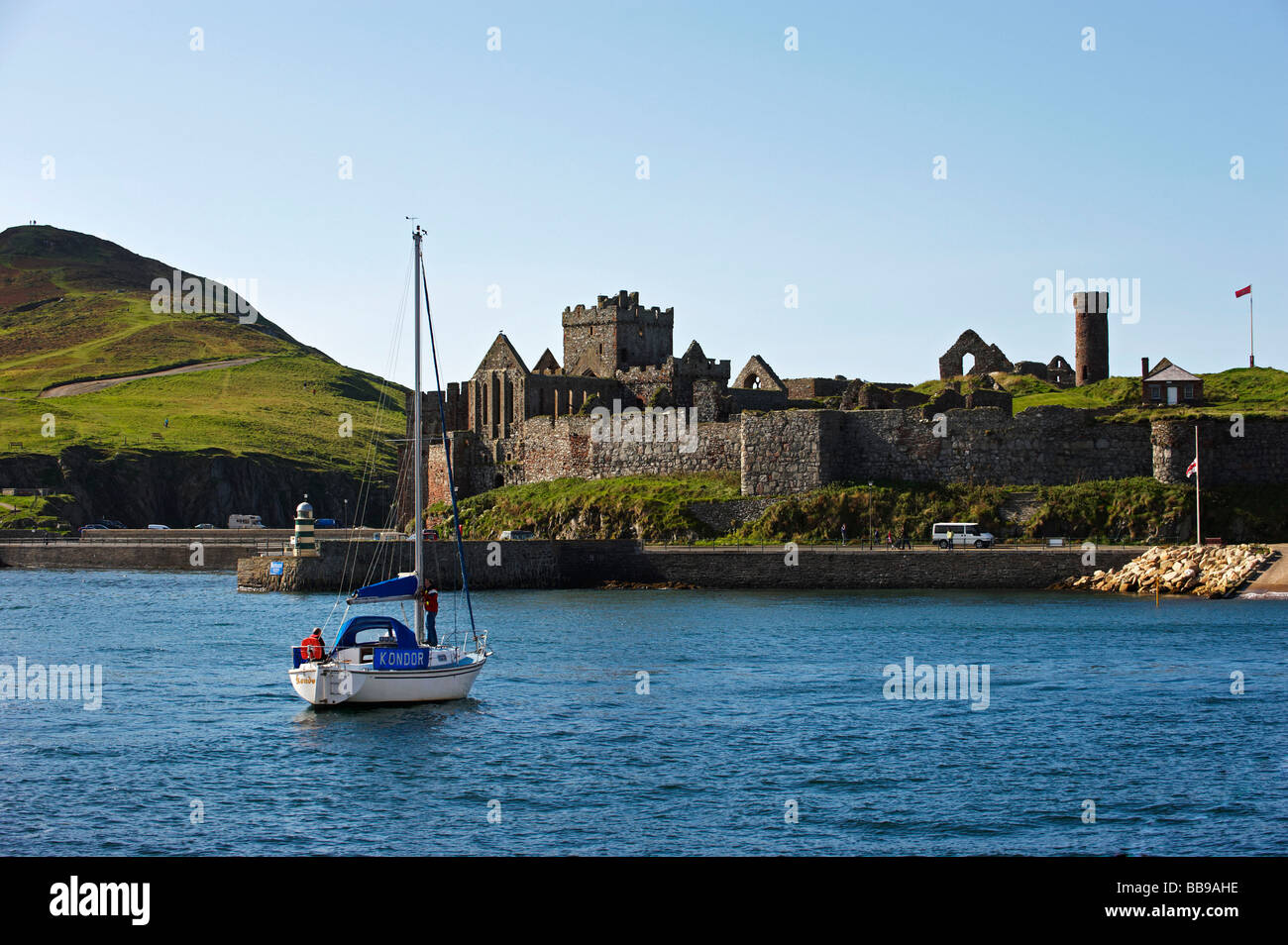 Peel castle hi-res stock photography and images - Alamy