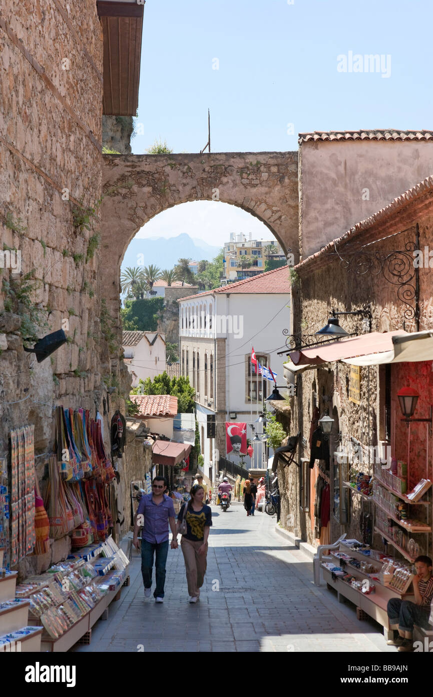 Shopping street antalya turkey hi-res stock photography and images - Alamy