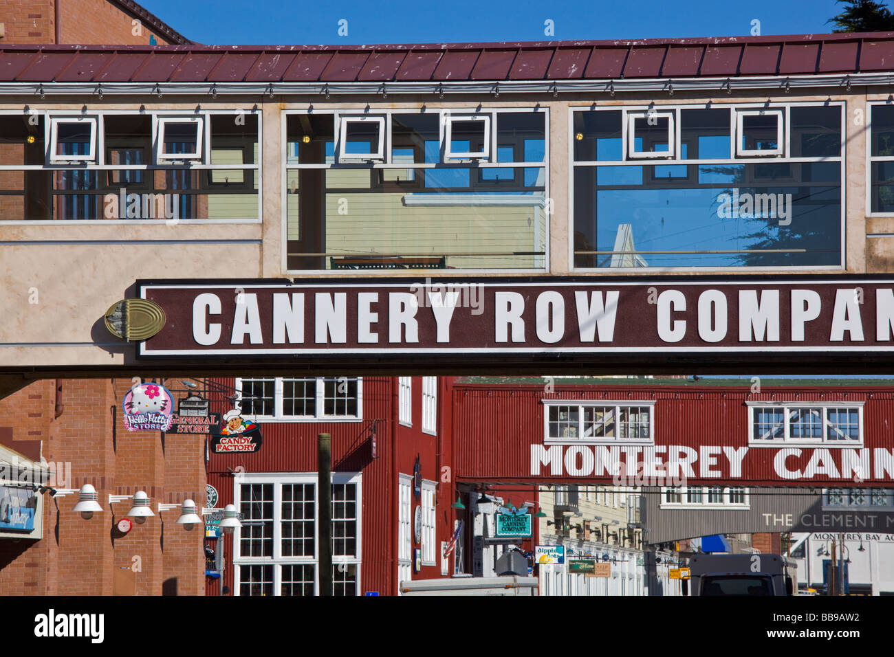 Monterey california shopping hi-res stock photography and images - Alamy
