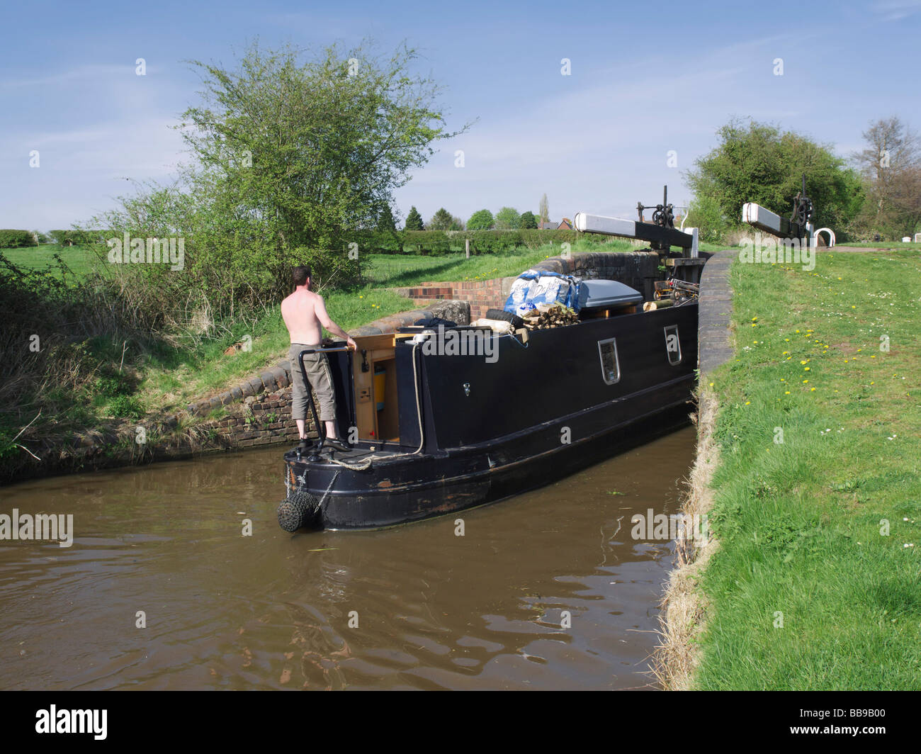 narrow boat barge the worcester and birmingham canal stoke prior ...