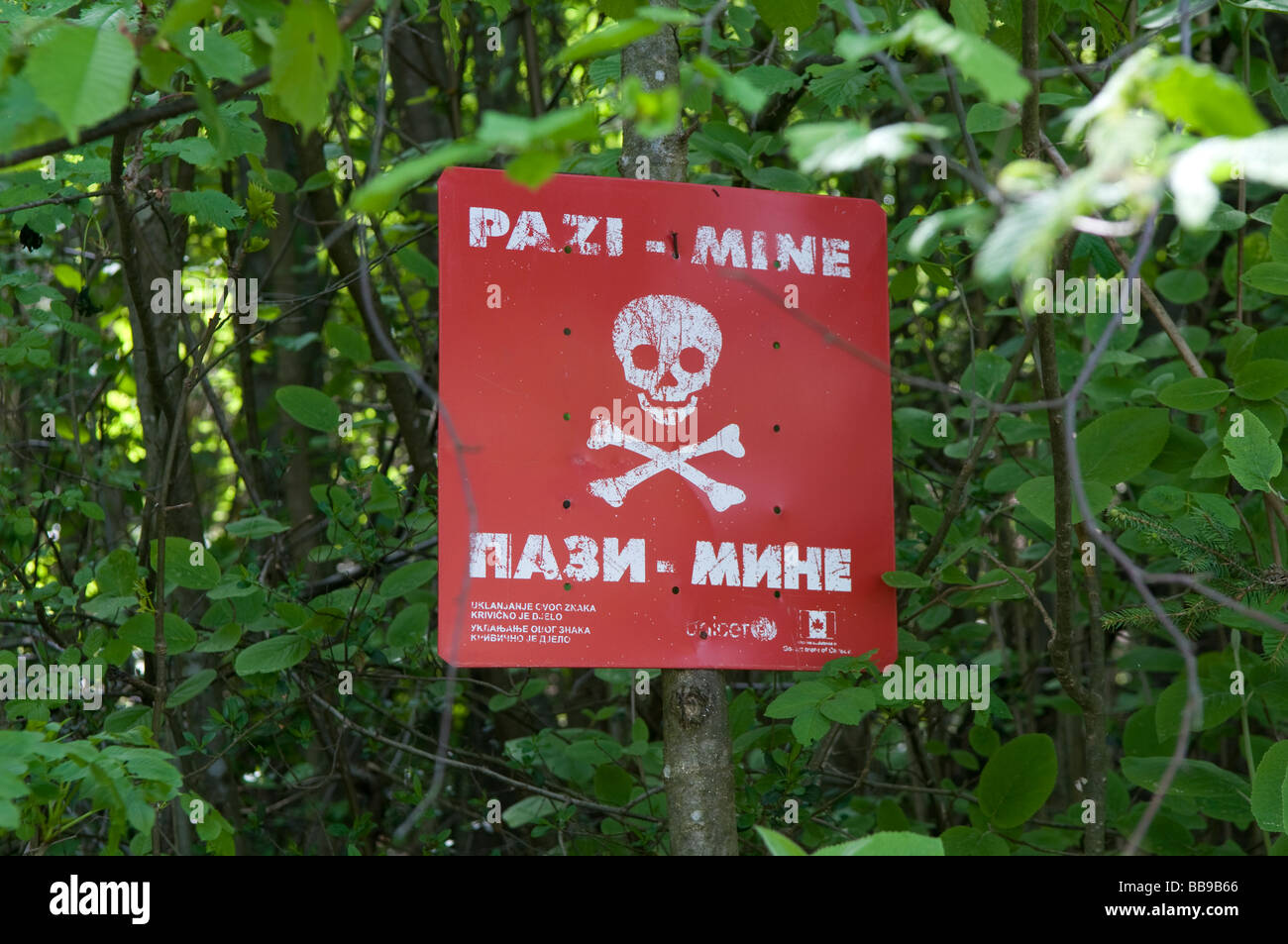 Landmine Sign Stock Photos & Landmine Sign Stock Images - Alamy