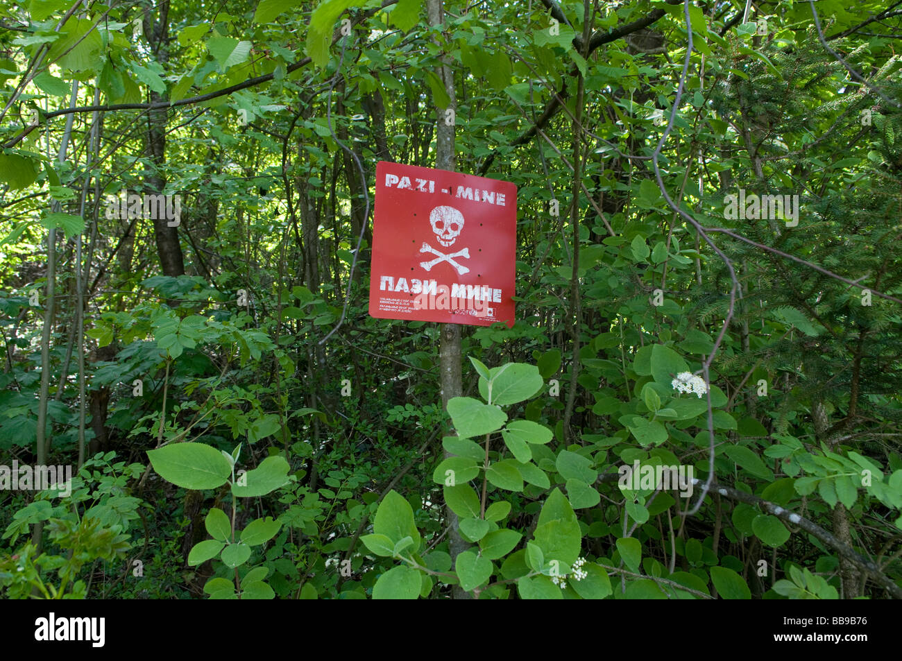 Minefield warning sign danger hi-res stock photography and images - Alamy