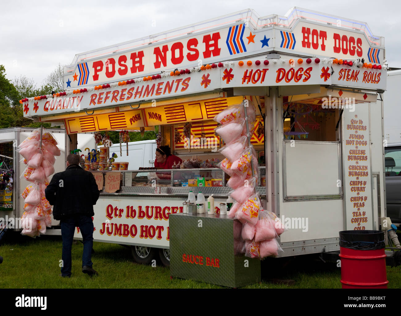 A fast food stall at an agricultural fair Stock Photo - Alamy