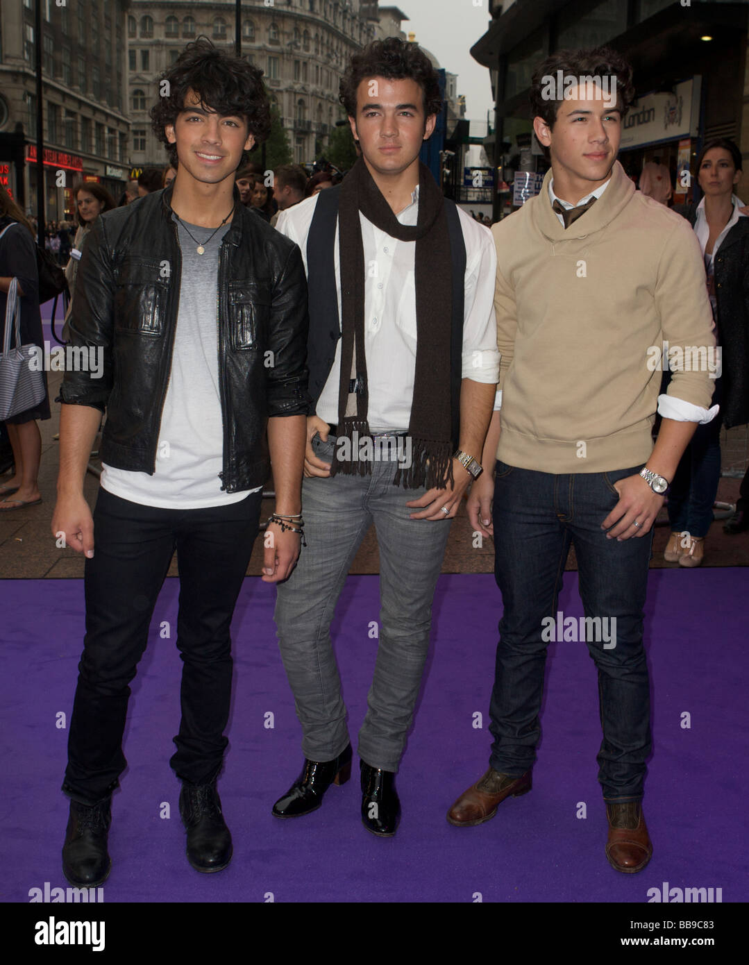 Their jonas brothers hi-res stock photography and images - Alamy
