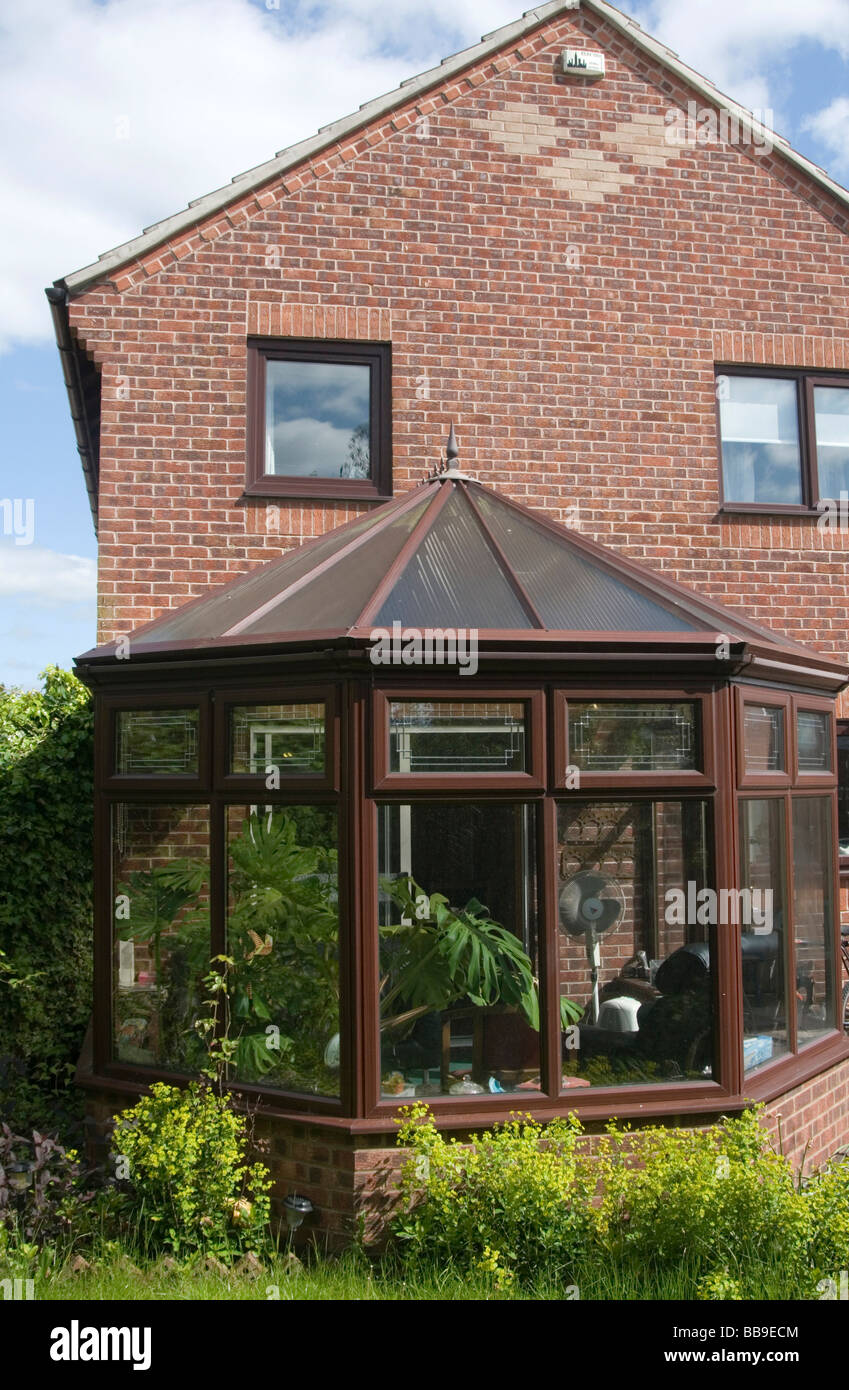 Conservatories hi-res stock photography and images - Alamy