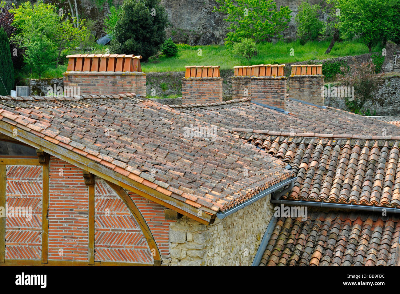 Medieval rooftops hi-res stock photography and images - Alamy