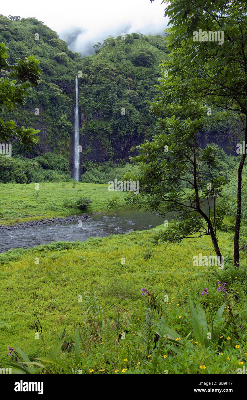 Vaiharuru waterfall hi-res stock photography and images - Alamy