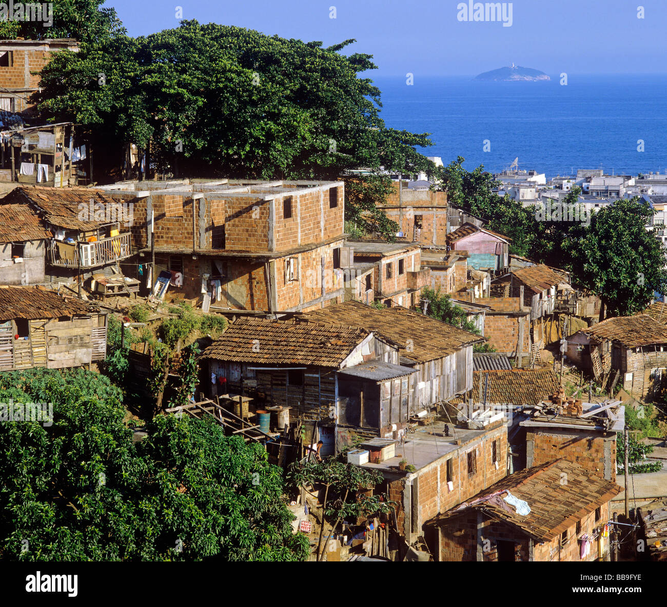 shacks in favela city of rio de janeiro brazil Stock Photo - Alamy