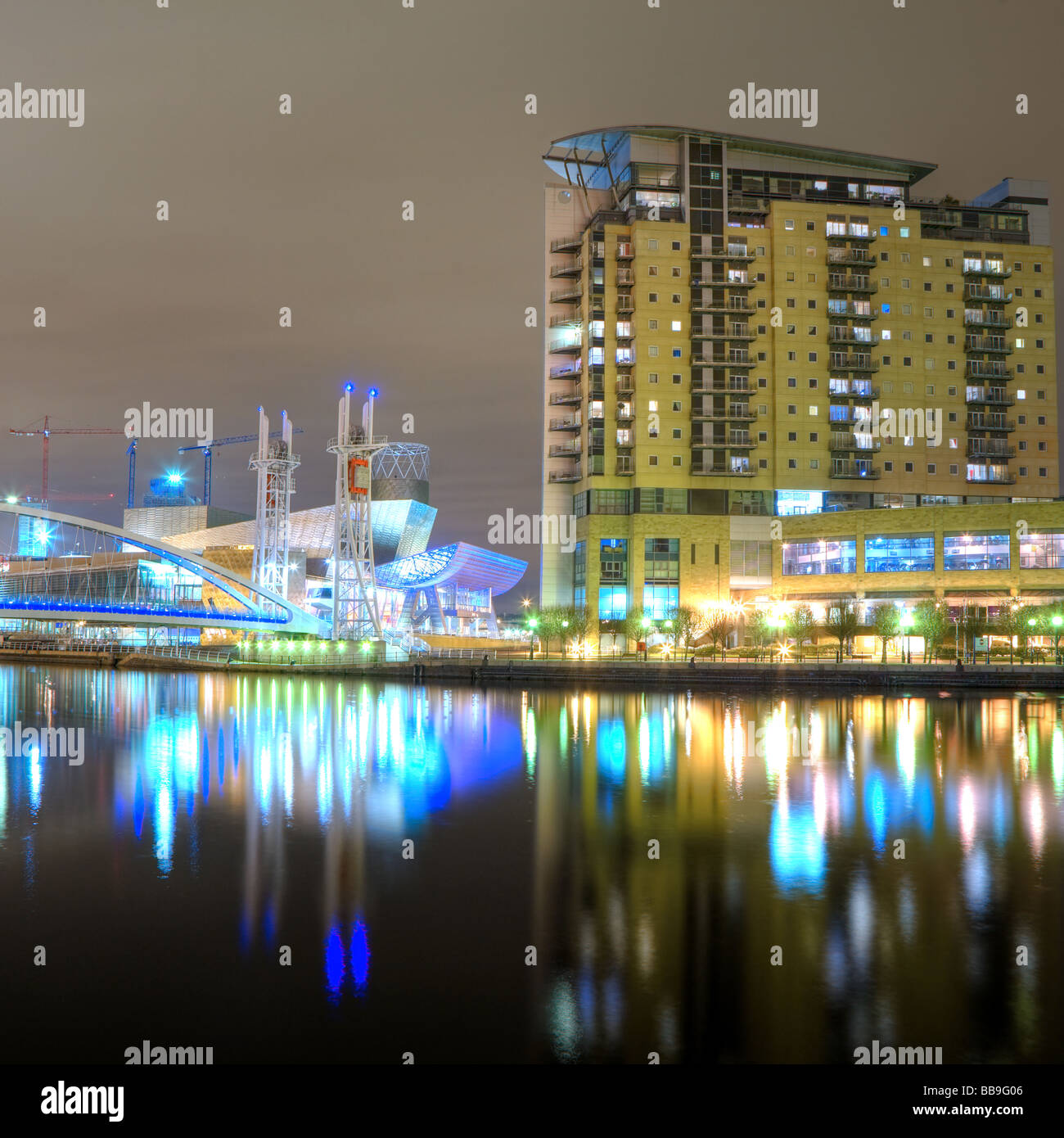 Lowry shopping centre hi-res stock photography and images - Alamy