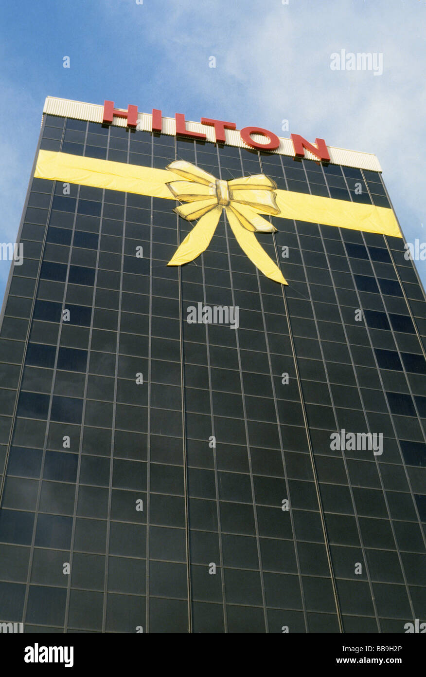 Support troop American flag patriot family demonstrate wave cheer ...