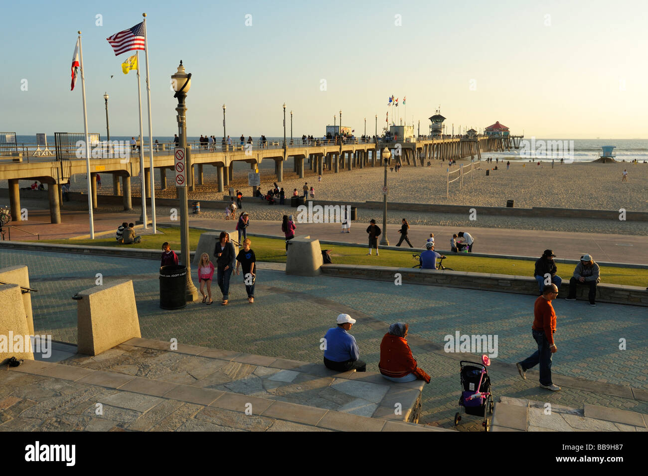 Main Street City Pier at sunset, Huntington Beach CA Stock Photo - Alamy