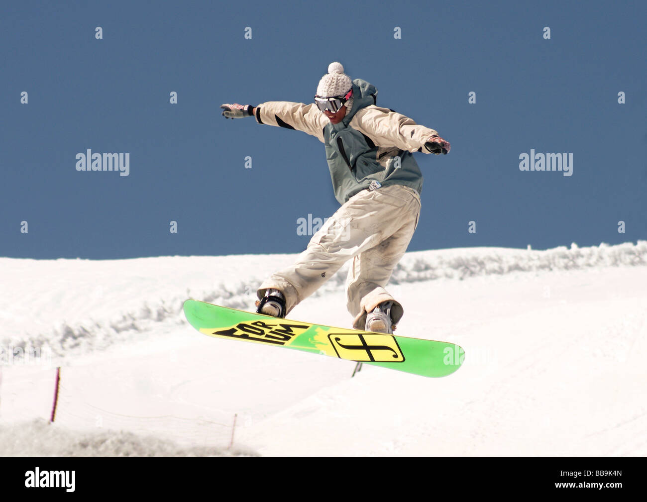 Snow boarding hi-res stock photography and images - Alamy