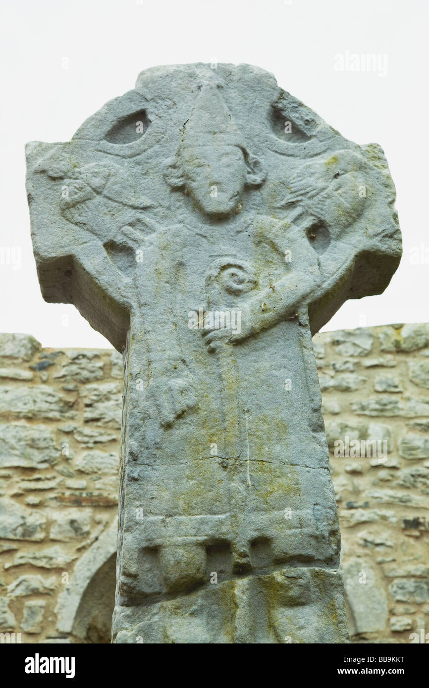 Detail 12th Century Bishop with Crozier Doorty Cross one celtic style ...