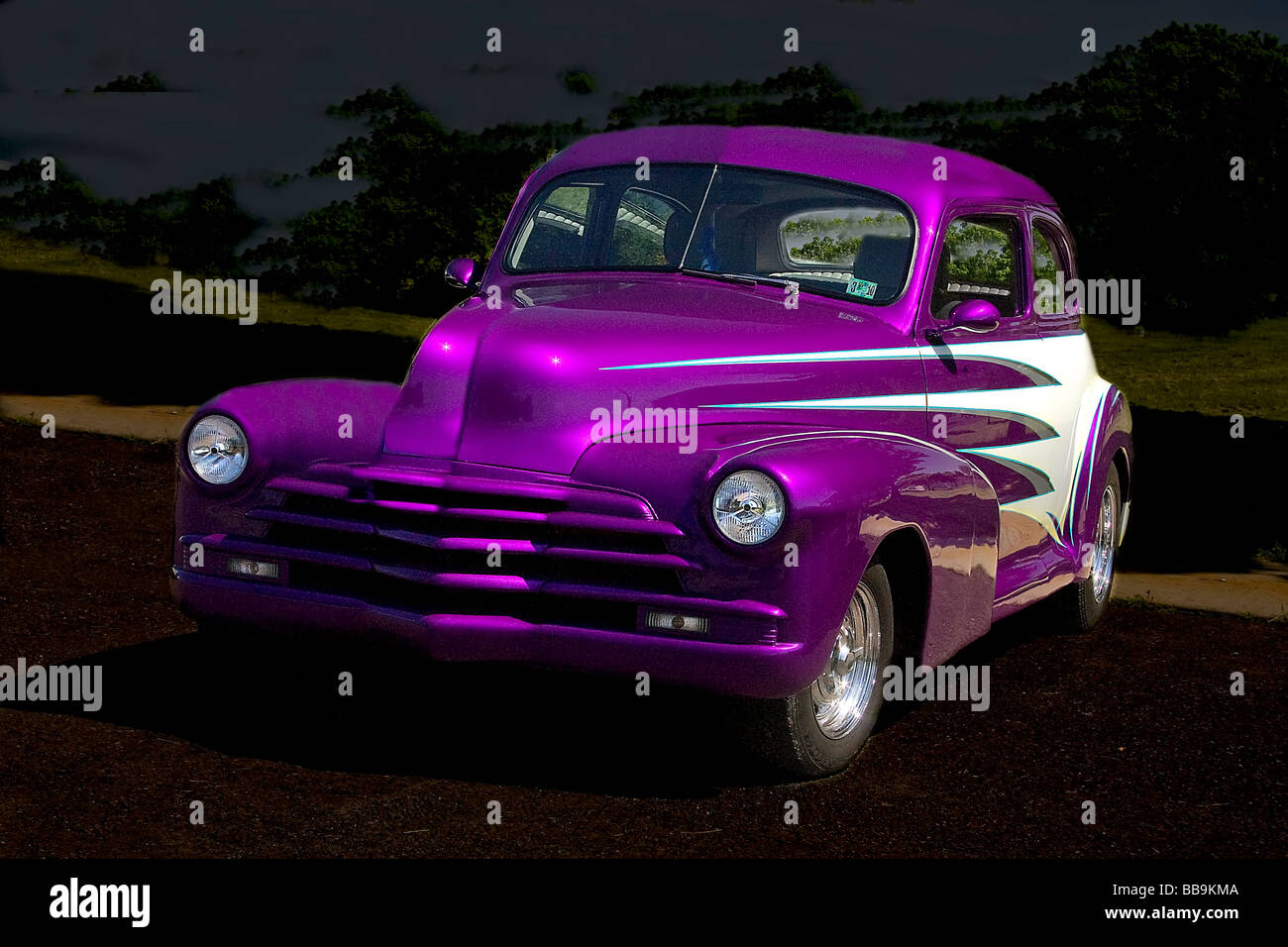 Purple car vehicle color hi-res stock photography and images - Alamy