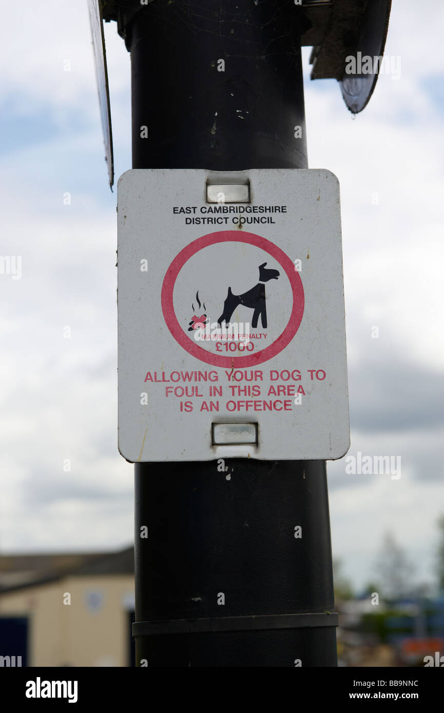 Dog poop sign Ely Cambridge Stock Photo - Alamy