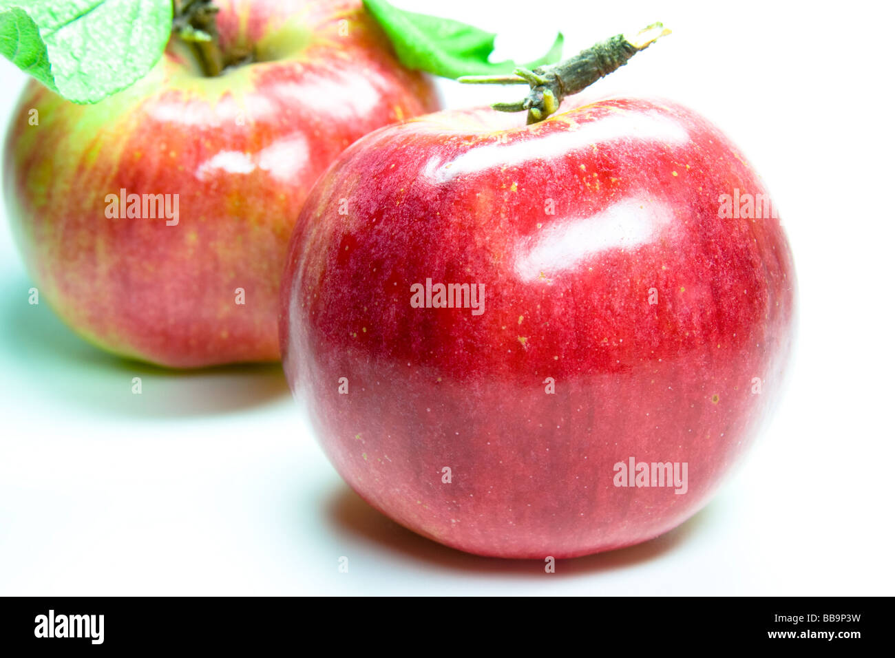 red apple - isolated Stock Photo - Alamy