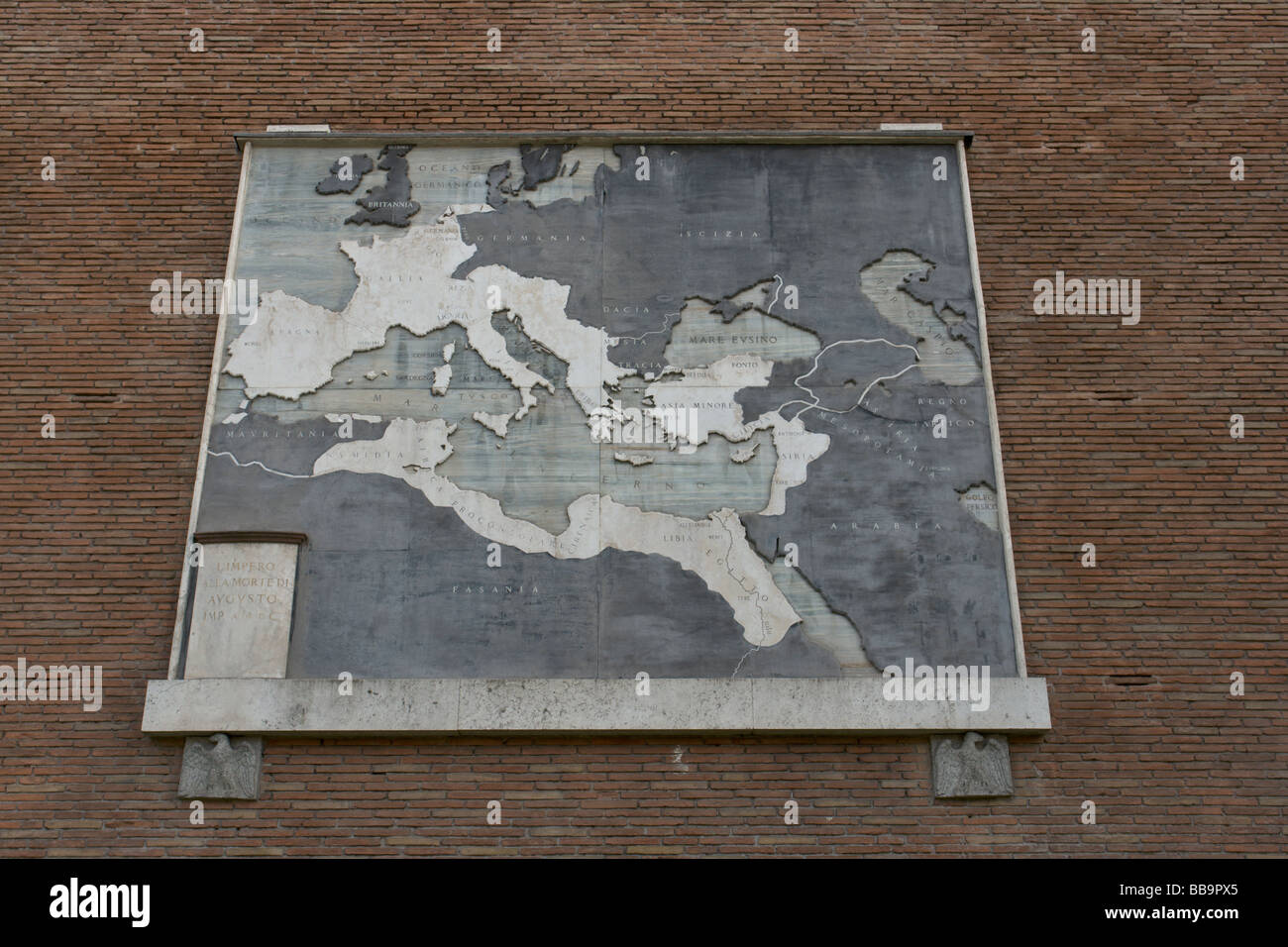Marble map hi-res stock photography and images - Alamy