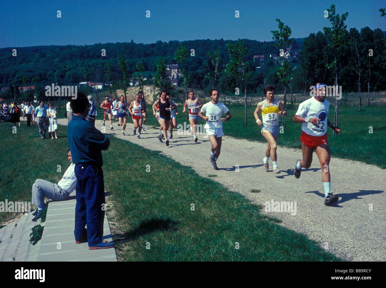 Footrace hi-res stock photography and images - Alamy
