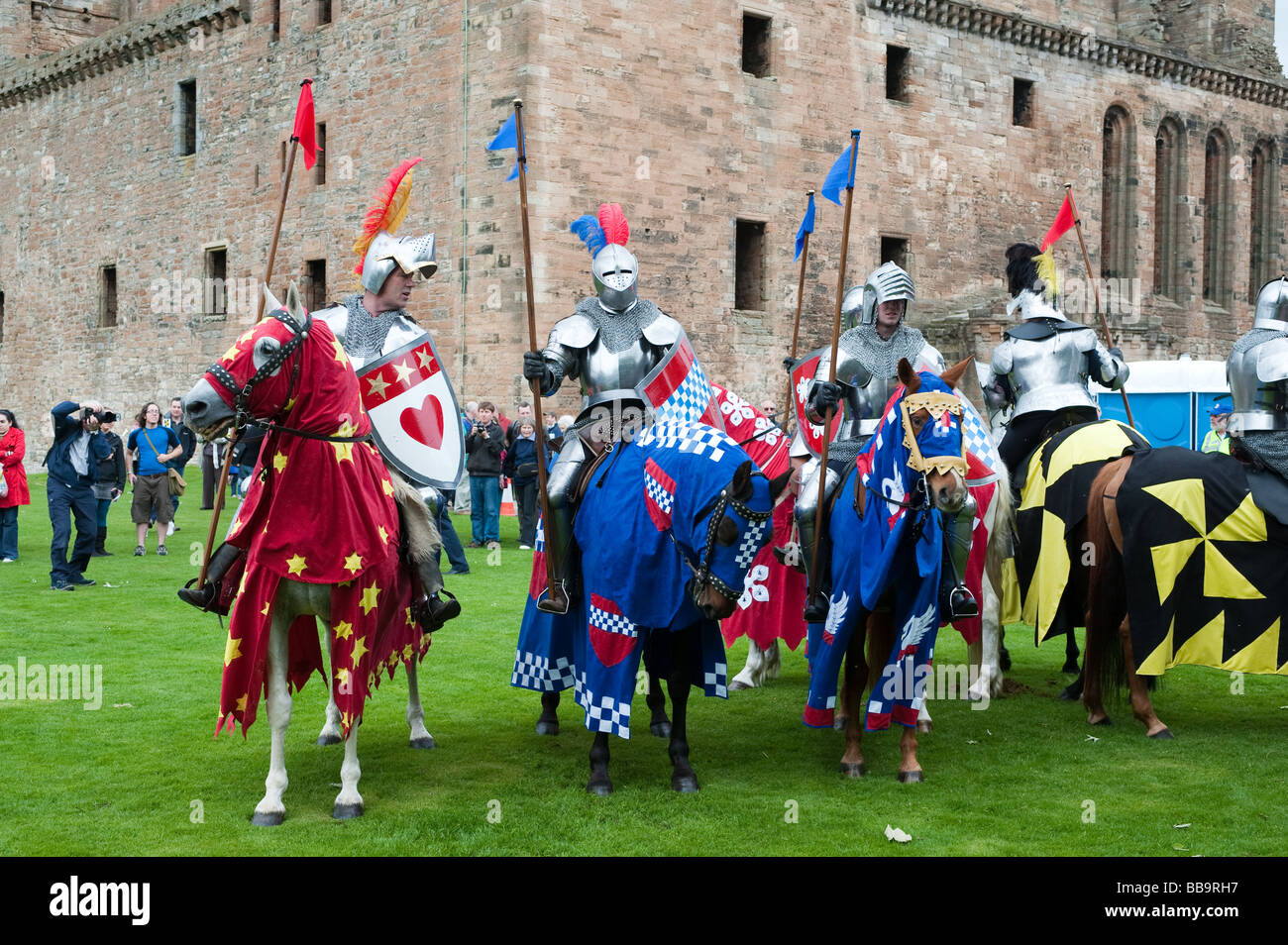 Homecoming Scotland Medieval Event at Linlithgow Palace, Scotland Stock ...