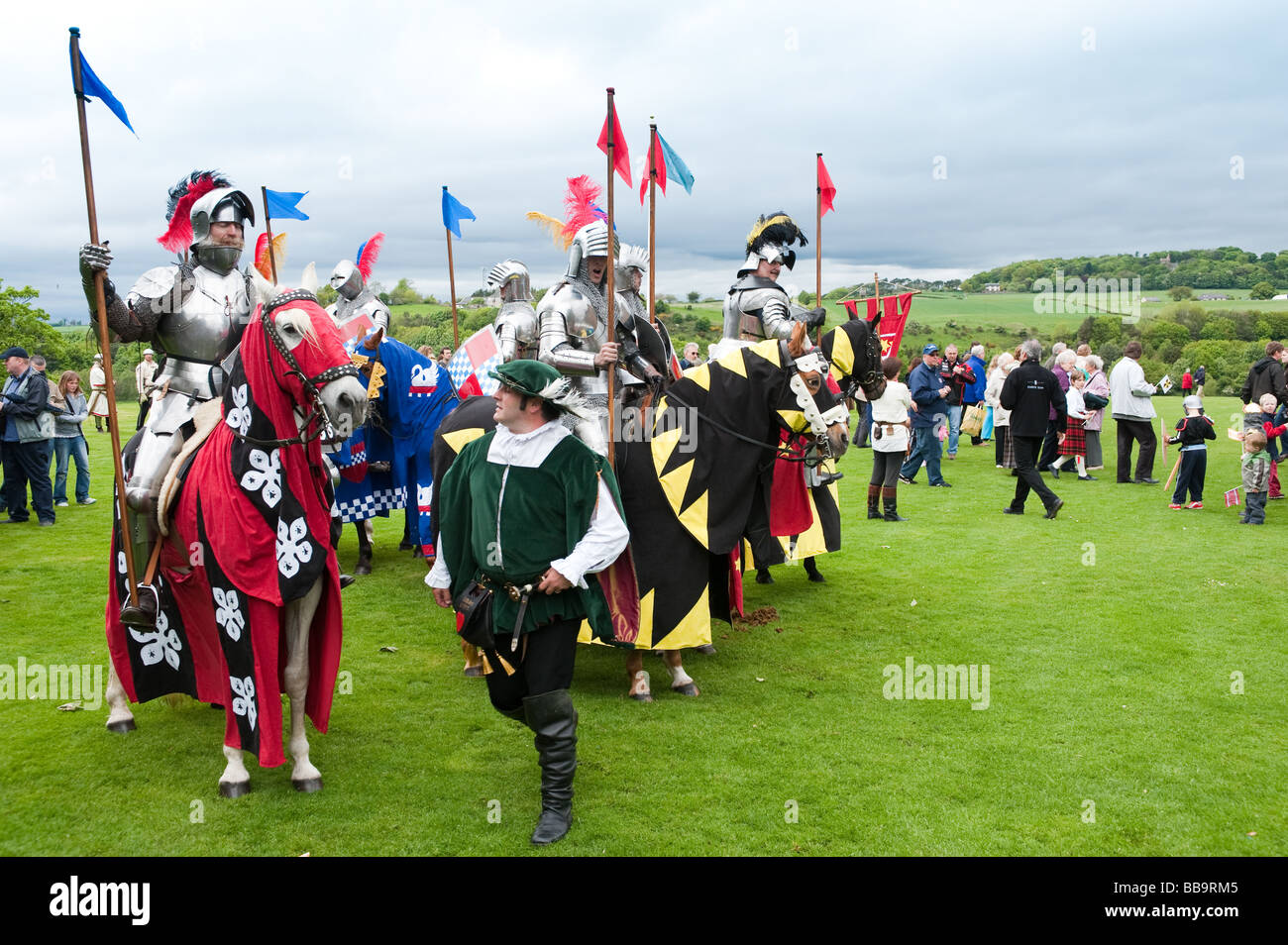 Linlithgow palace hi-res stock photography and images - Alamy
