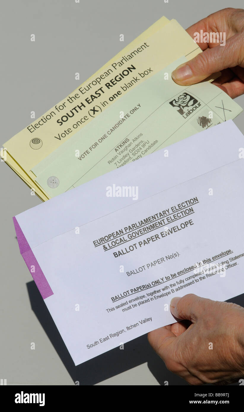 Ballot paper envelope hi-res stock photography and images - Alamy