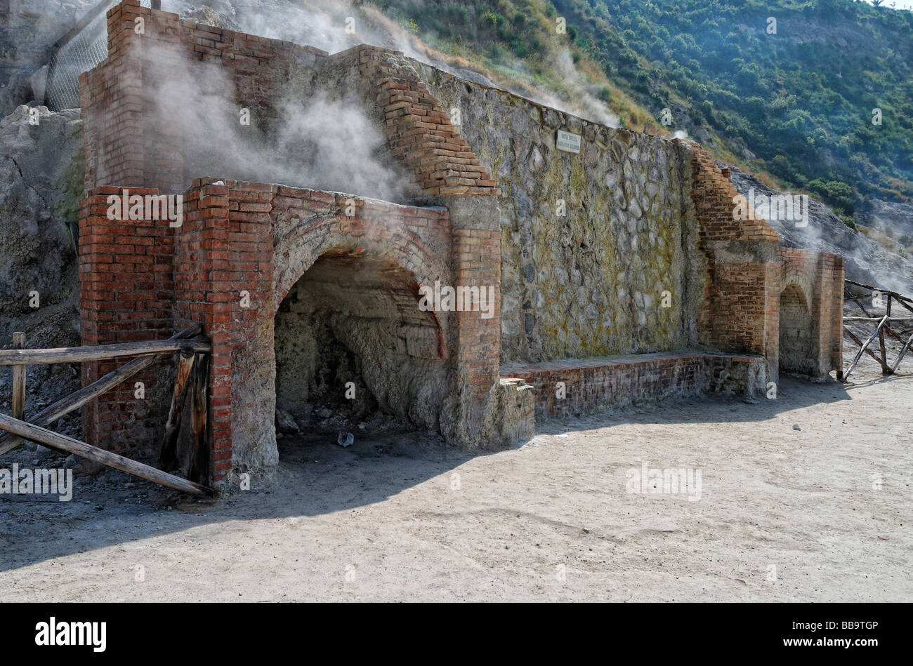 Pozzuoli Solfatara vulcano volcano cratere crater Napoli Campania Italy ...