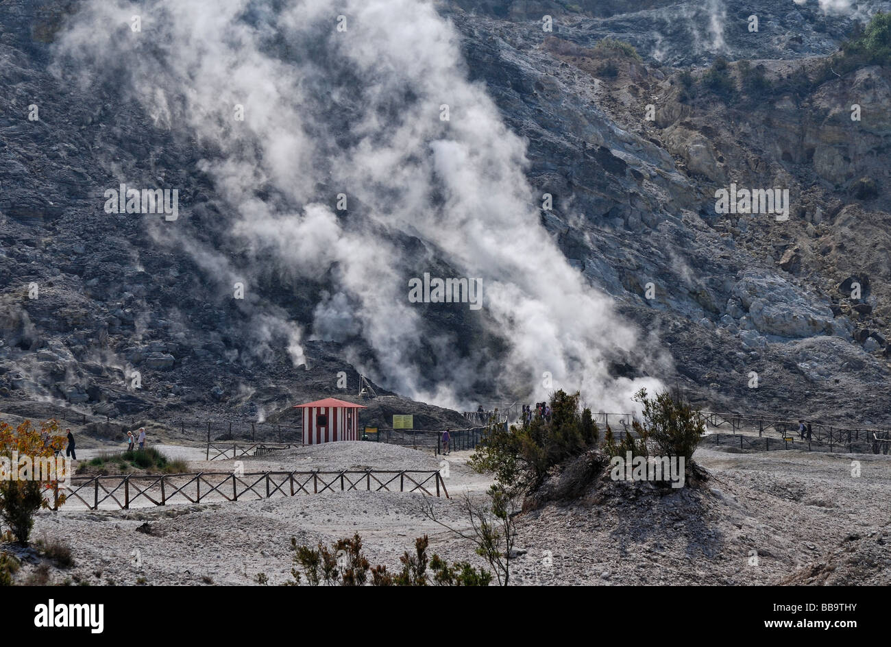 Pozzuoli Solfatara vulcano volcano cratere crater Napoli Campania Italy ...