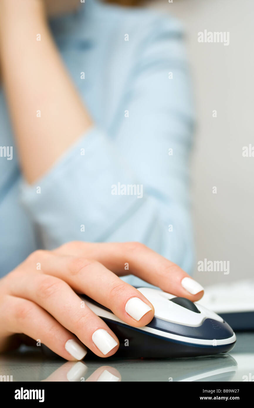 Female hands working on the computer Stock Photo - Alamy