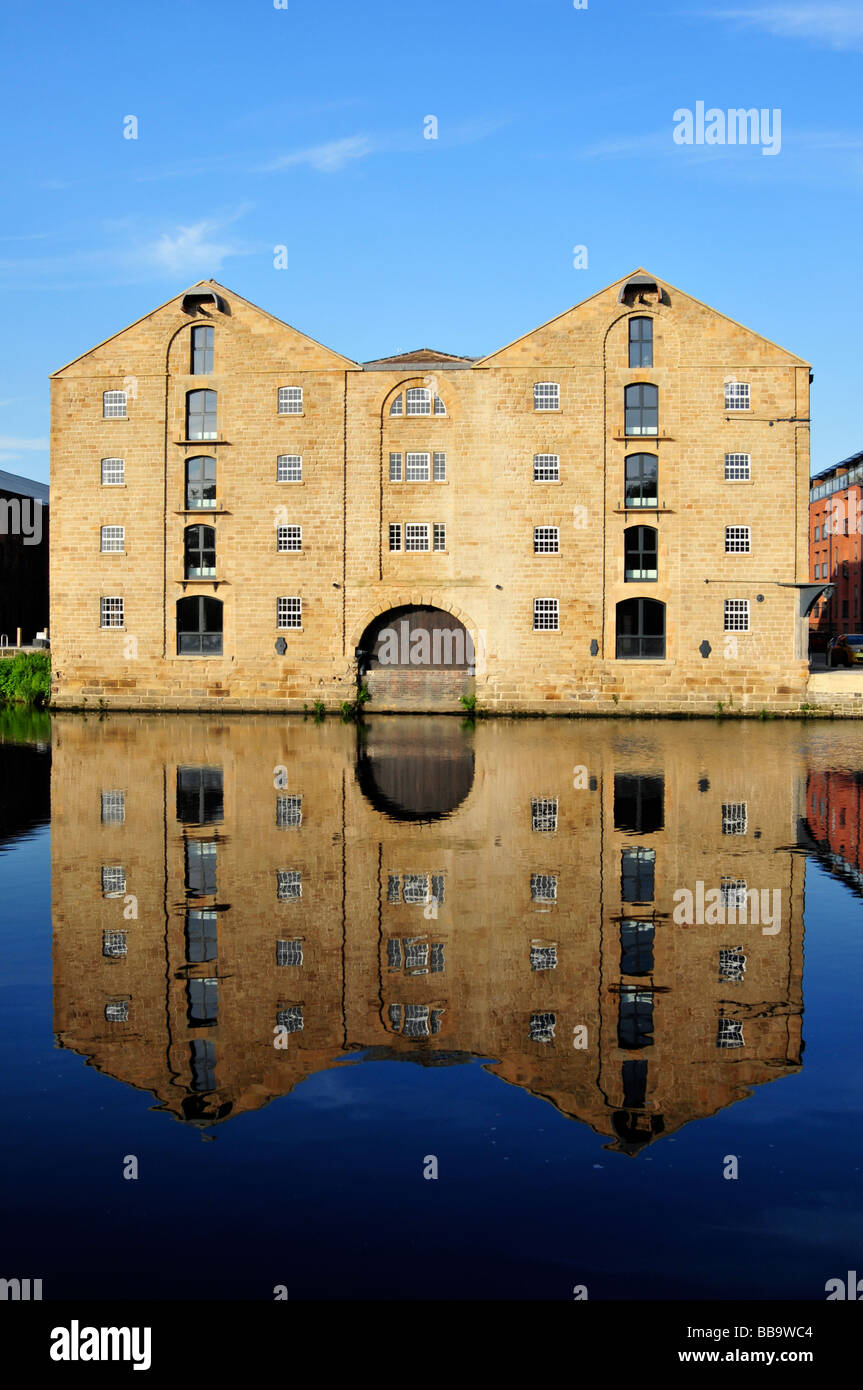 Wakefield Calder And Hebble High Resolution Stock Photography and ...
