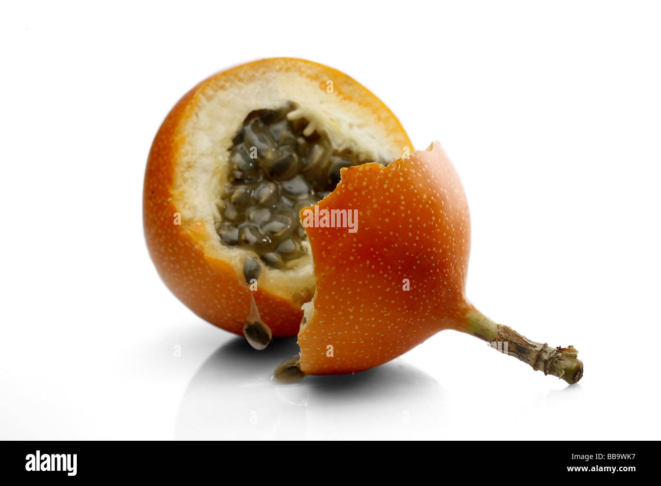 Passion fruit hi-res stock photography and images - Alamy