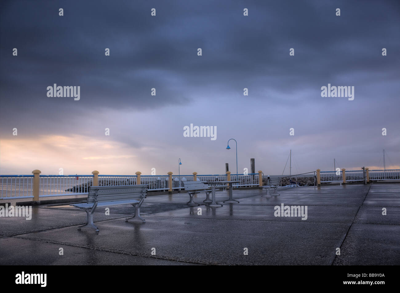 sitting area on the redcliff jetty Stock Photo - Alamy